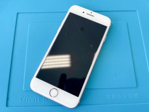 iPhone7/電源が入らない… バッテリー交換 | iPhone修理・iPad修理 スマートクール イオンモール各務原インター店・イオンモール扶桑店